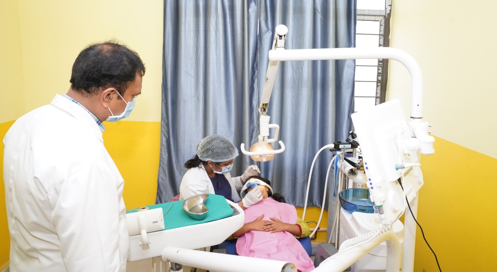 Malla Reddy Dental College For Women